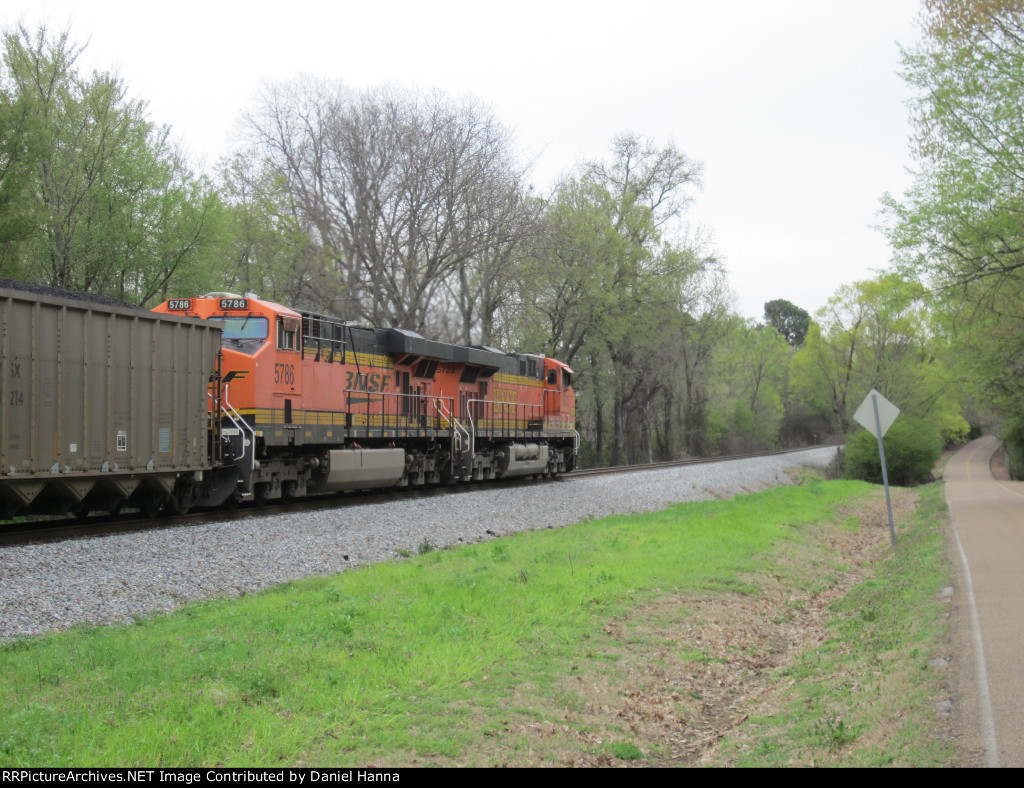H2 & H3 BNSF ES44AC's lead this coal train east
